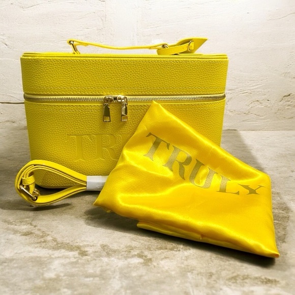 TRULY | Bags | New Truly Beauty Vegan Leather Travel Trunk Train Case ...